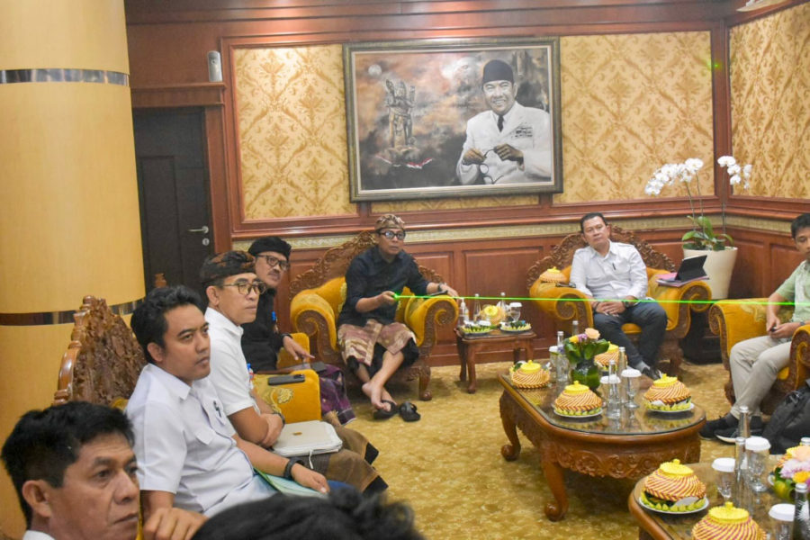 Pemkot Denpasar Bersama BWS Dan The Ocean Cleanup Akan Pasang Trash ...